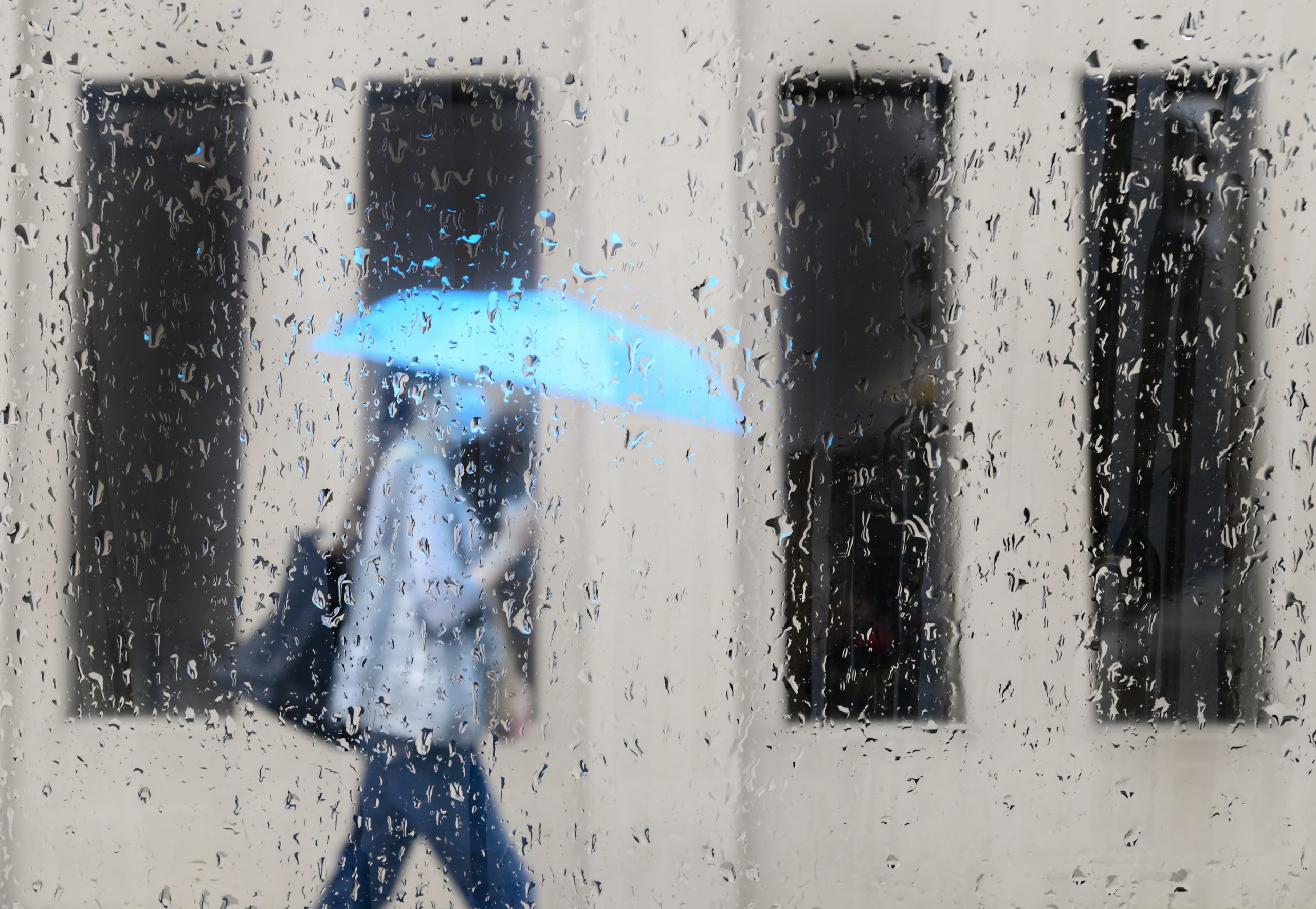 BRING YOUR BROLLY: T.O. had its wettest September in 25 years | Toronto Sun