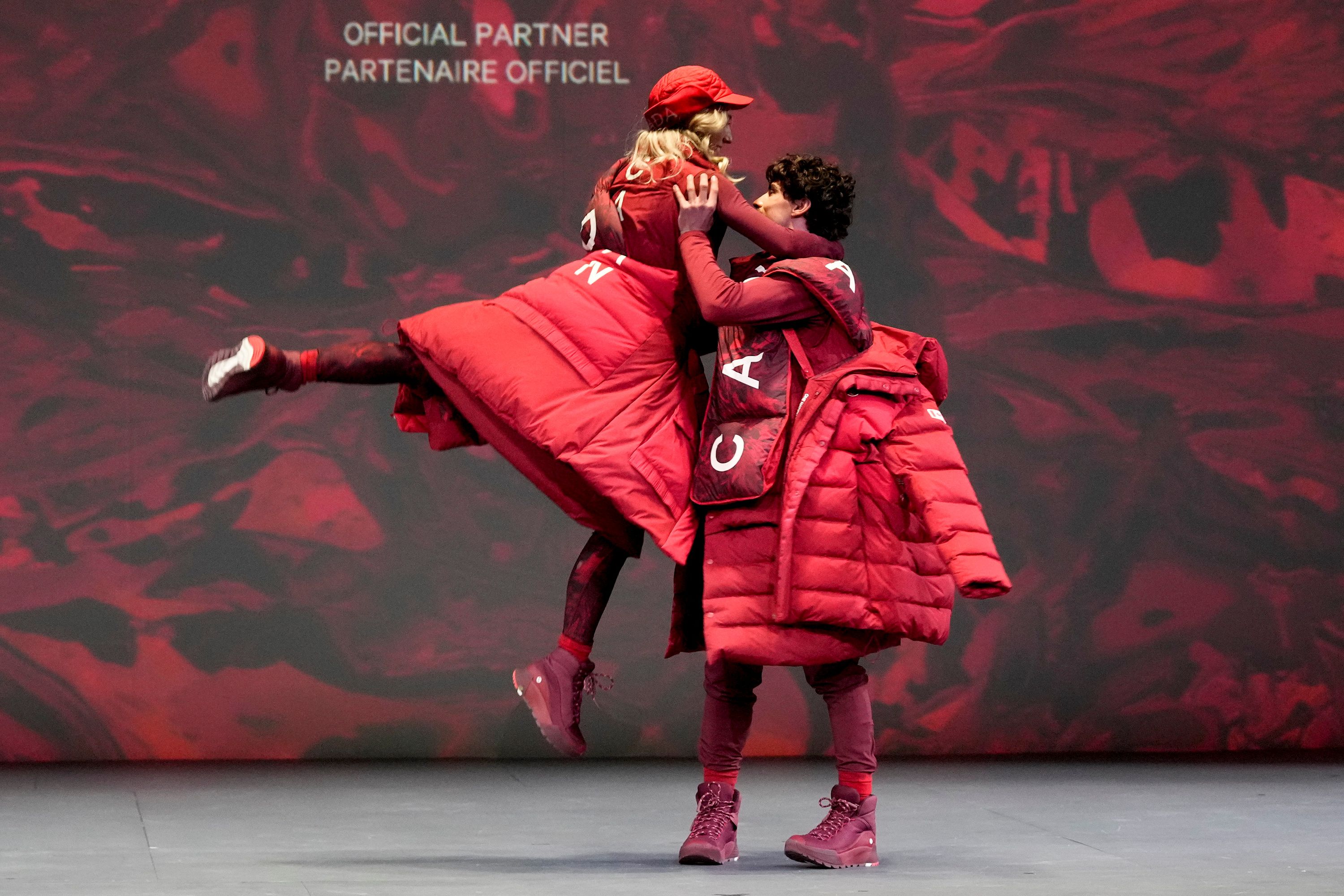 (PHOTOS) Team Canada gear by Lululemon for Beijing Olympics | Toronto Sun