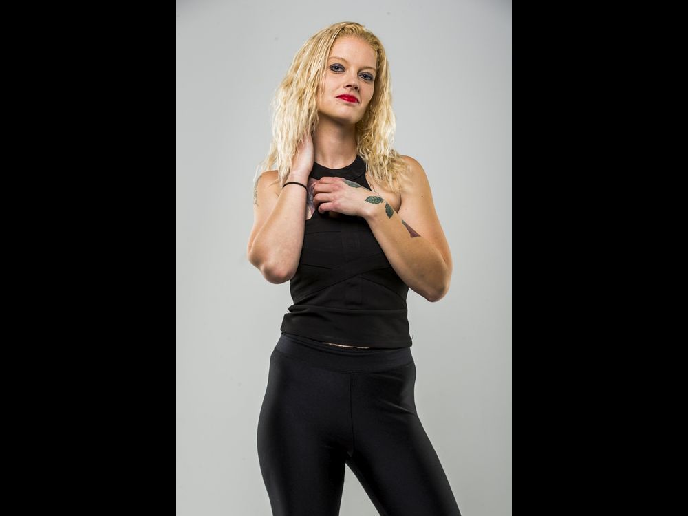 SUNshine Girl Hillary | Toronto Sun