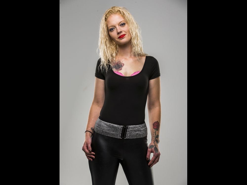 SUNshine Girl Hillary | Toronto Sun