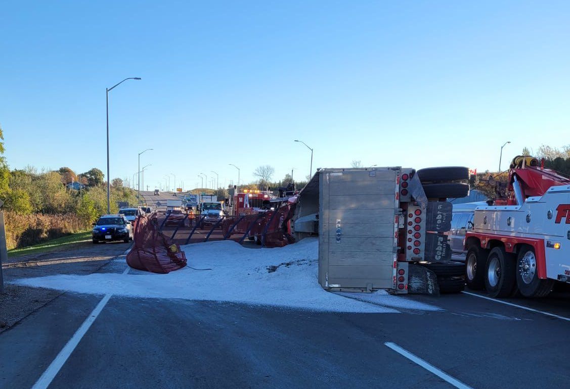 Driver charged after rollover spills salt on highway in King | Toronto Sun