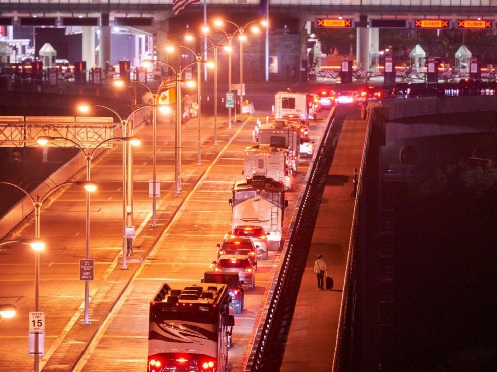 U.S. eases COVID-19 restrictions at land border for vaccinated ...