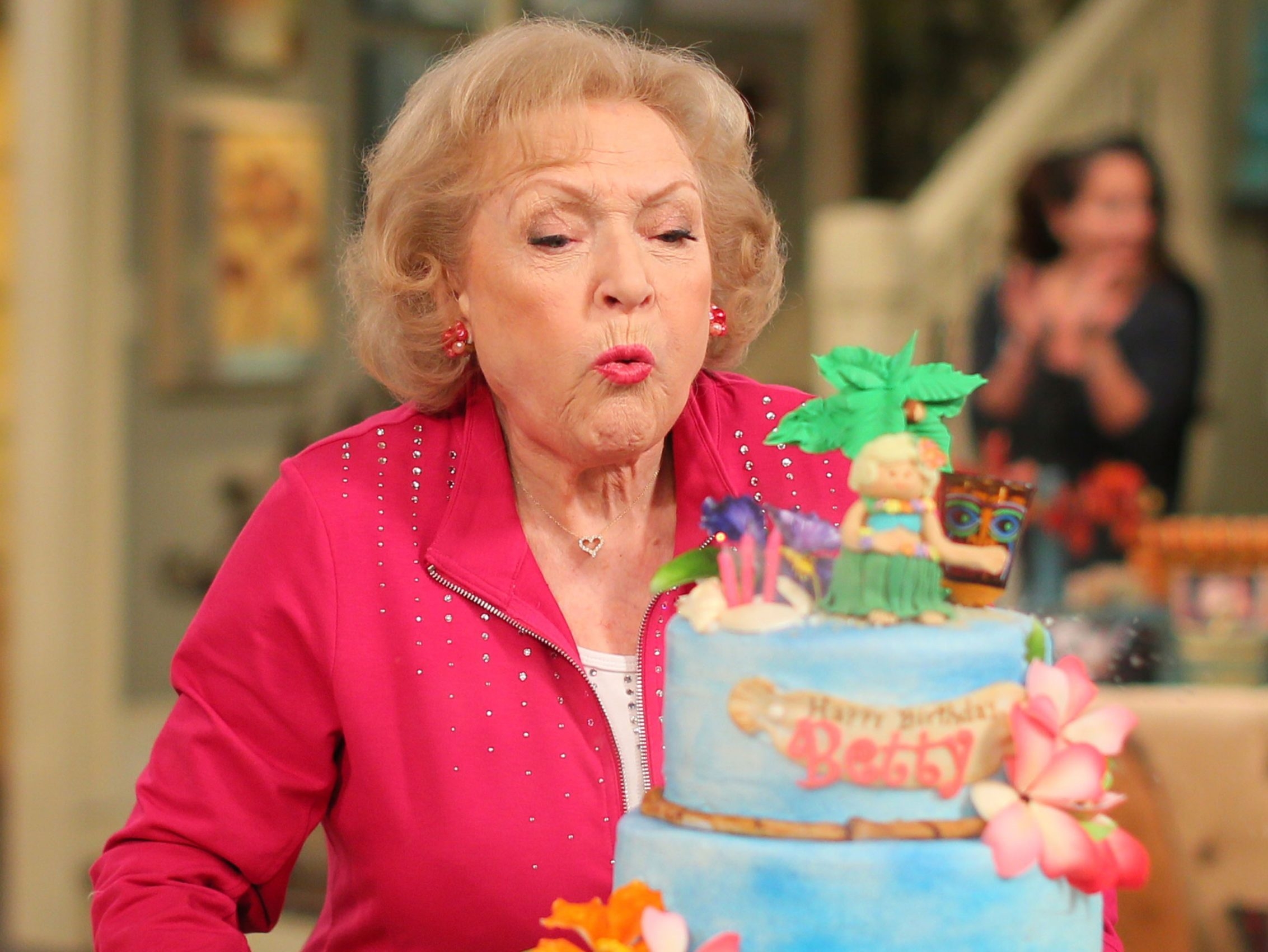 Betty White Reveals Secret To Long Life Avoid Anything Green