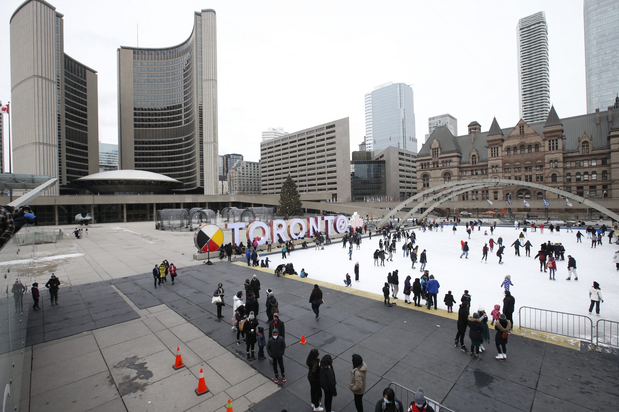 A 4.4% tax hike up for approval at Toronto budget committee | Toronto Sun