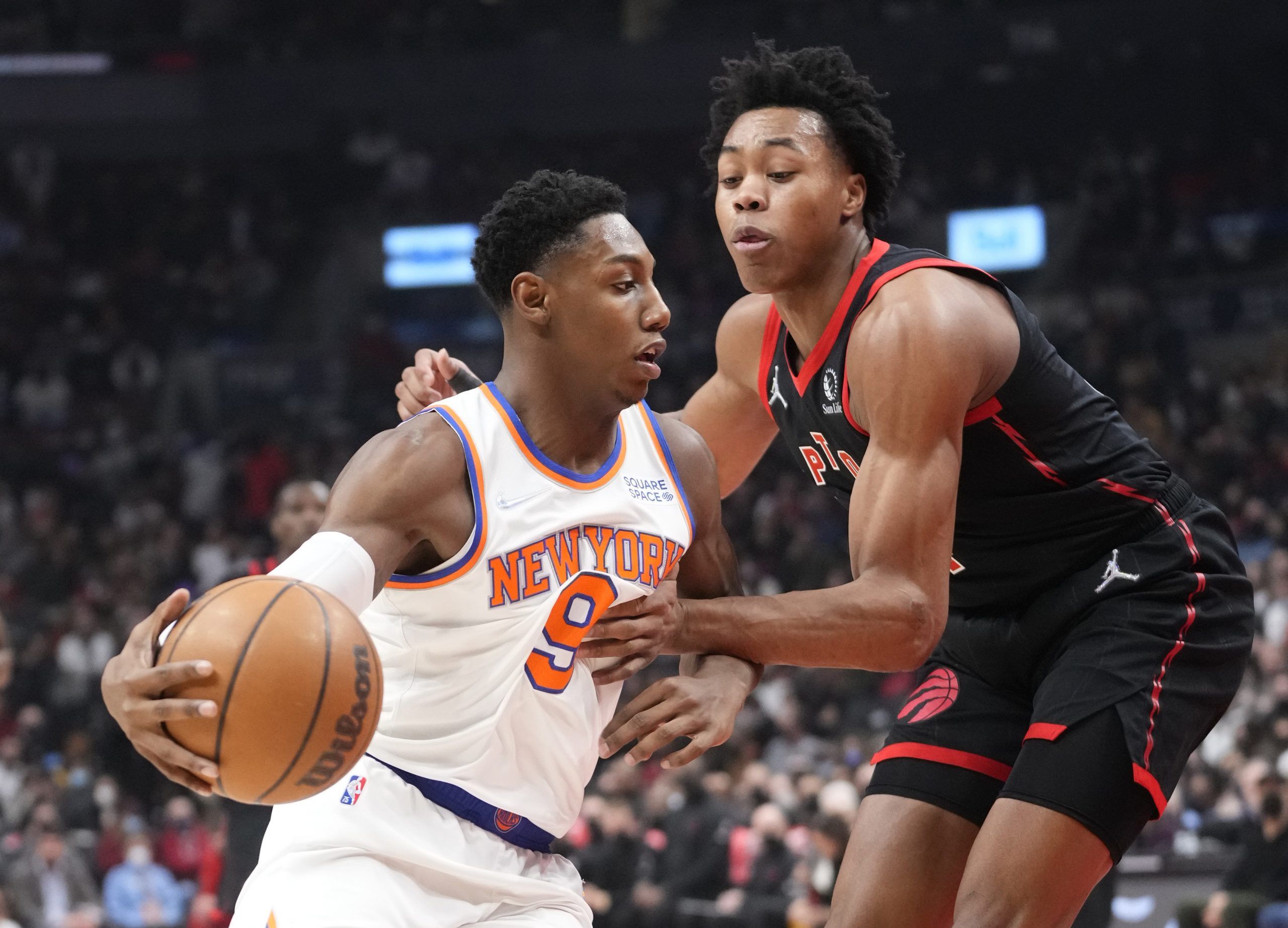 Starters go deep as Raptors edge Knicks | Toronto Sun