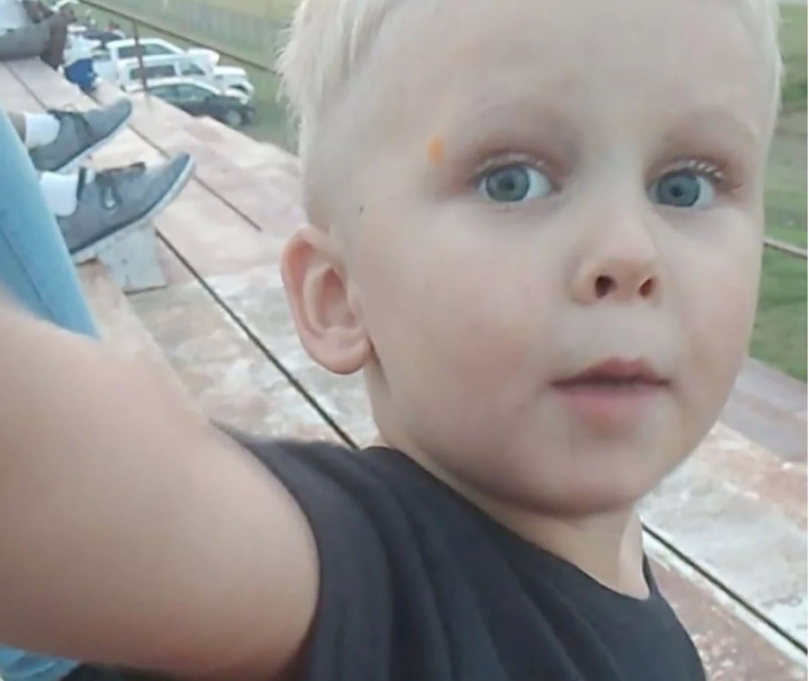 'ARM WAS STILL IN THE PEN': Oklahoma child has arm ripped off by dog ...