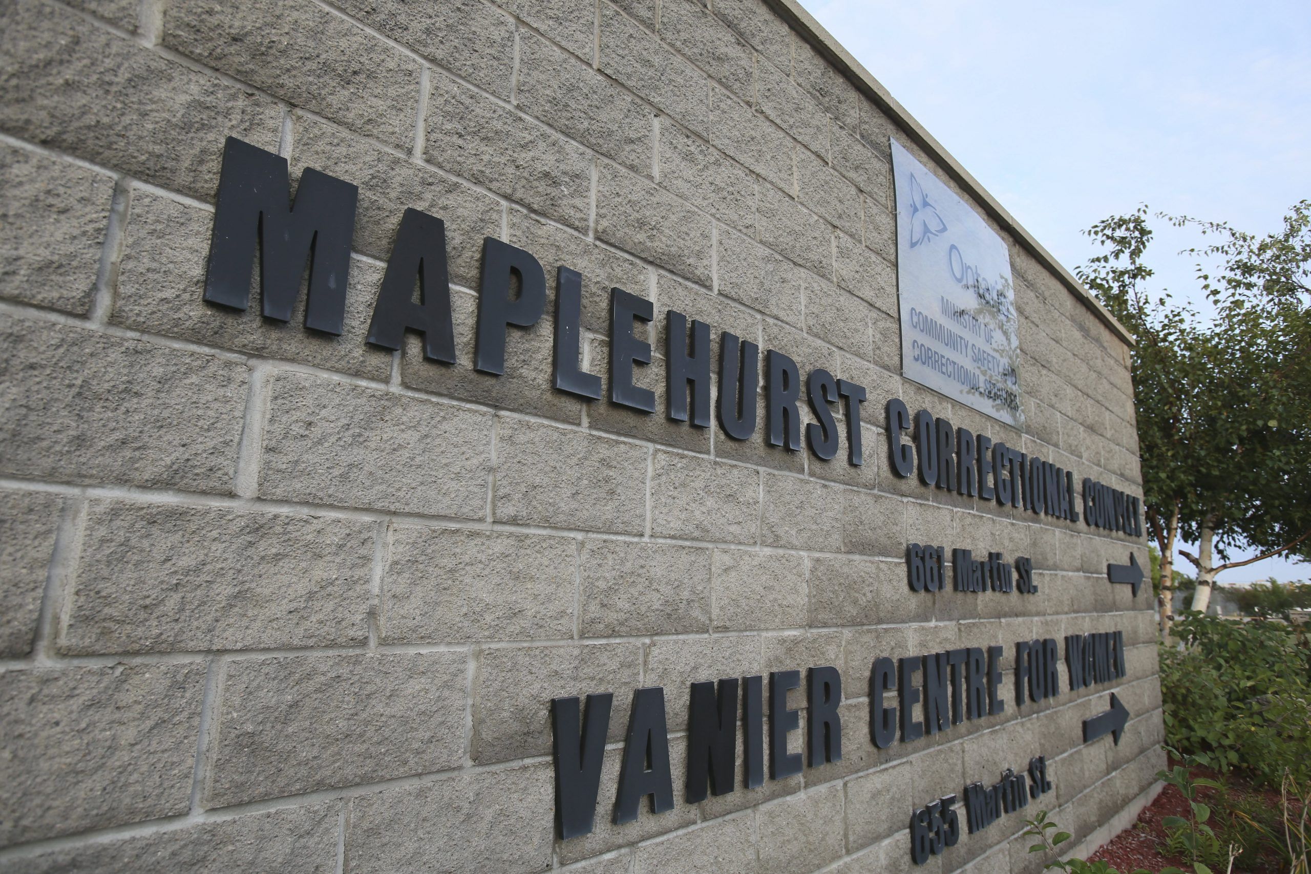 Unvaxxed Maplehurst staff placed on unpaid leave amid COVID outbreak ...