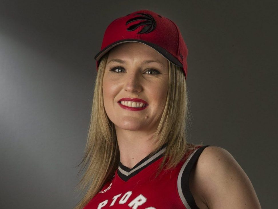 SUNshine Girl Sarah | Toronto Sun