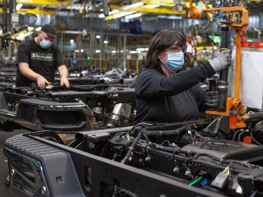 GM boosts female hiring to 50% of workforce at Oshawa plant | Toronto Sun