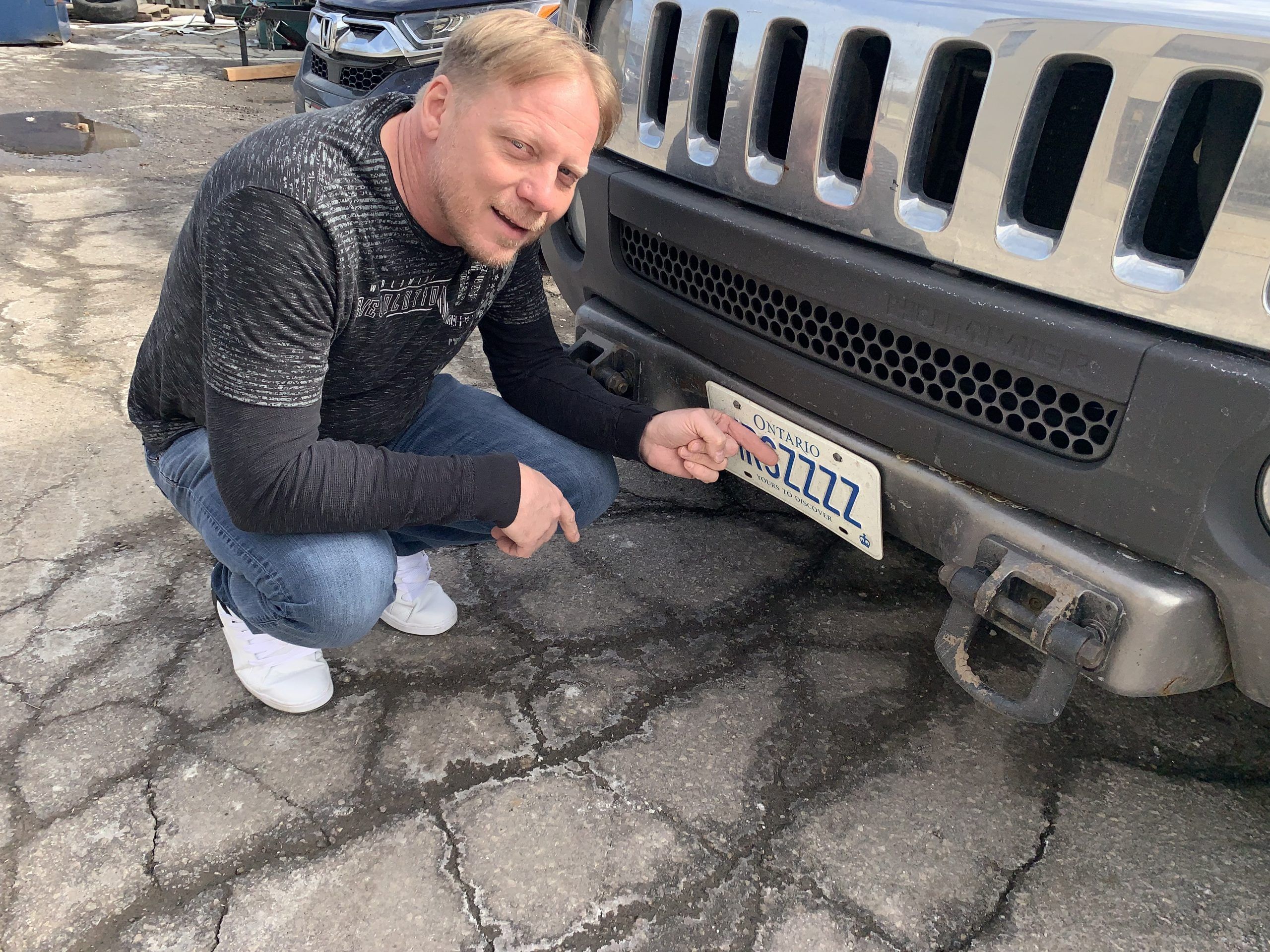 WARMINGTON: Escape artist Danny Zzzz risks it all in tribute to son ...