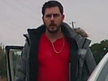 Cops hunt suspect in road rage incident | Toronto Sun