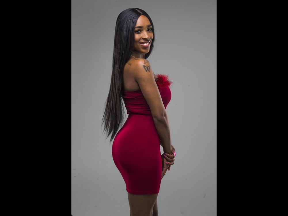 SUNshine Girl Ayla | Toronto Sun