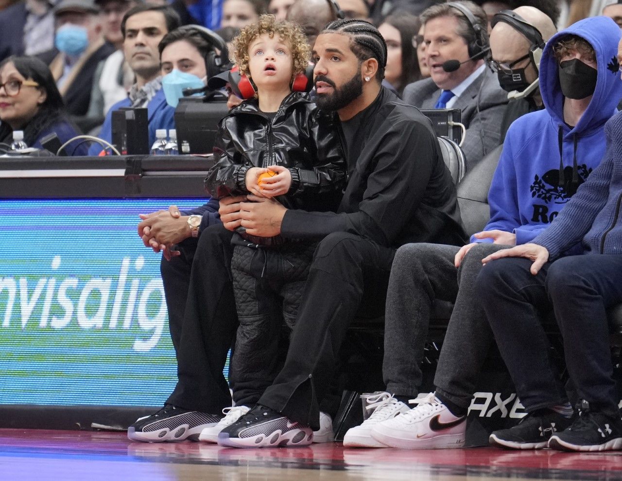 Drake gives son Adonis a playoff preview of surging Toronto Raptors ...