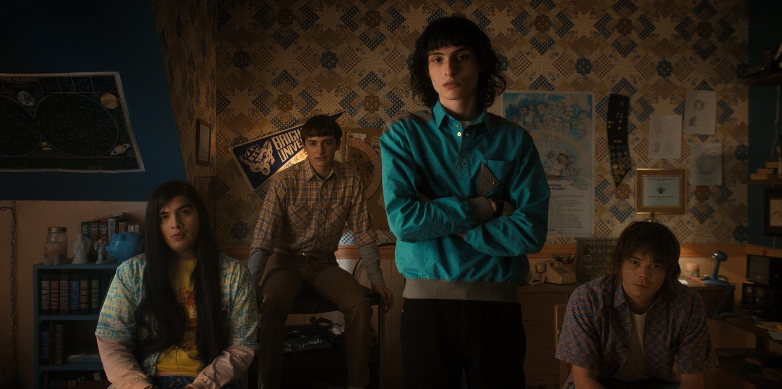 Stranger Things stars talk scary villain and debate pineapple on pizza ...