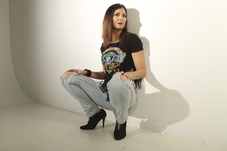 SUNshine Girl Kathryn | Toronto Sun