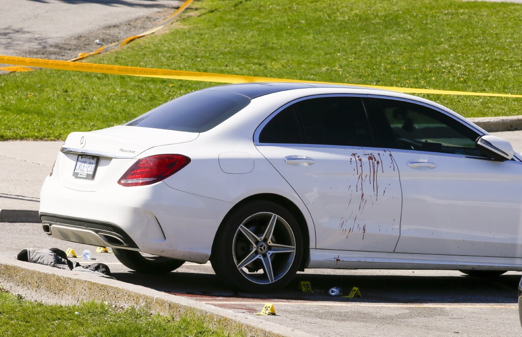 One man killed, another wounded in Scarborough shooting | Toronto Sun One man killed, another wounded in Scarborough shooting | Toronto Sun