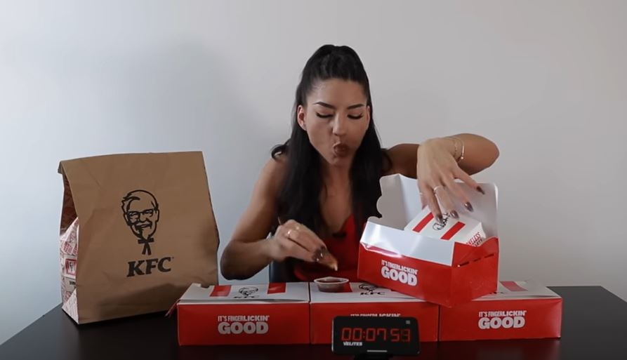 Top competitive female eater downs four KFC meals in 12 minutes ...