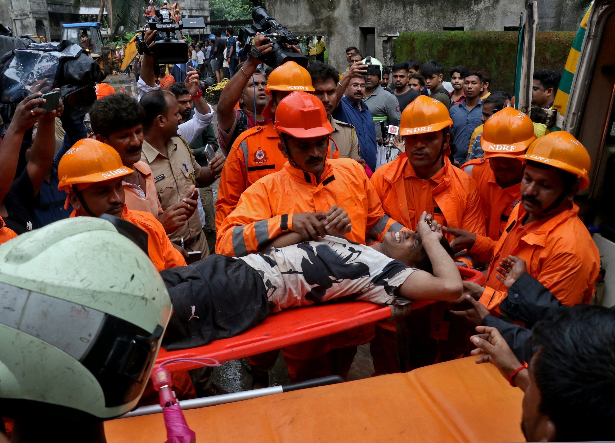 Mumbai building collapse kills at least 19, more feared trapped ...