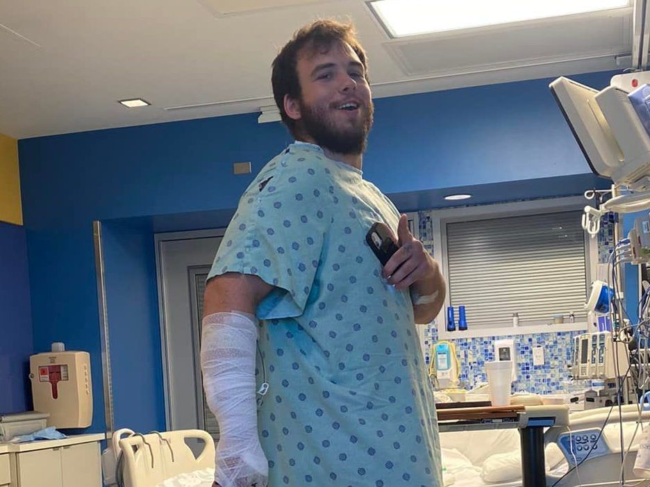 Pizza delivery driver ran into burning home and save five trapped kids ...