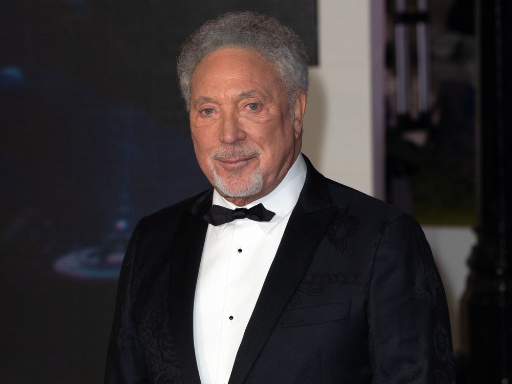 Tom Jones gives health update but denies collapsing before cancelled ...