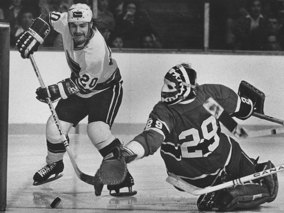 Viewing '72 series from both sides of the glass | Toronto Sun
