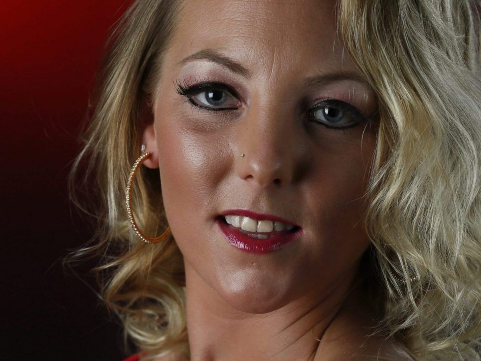 SUNshine Girl Emma | Toronto Sun