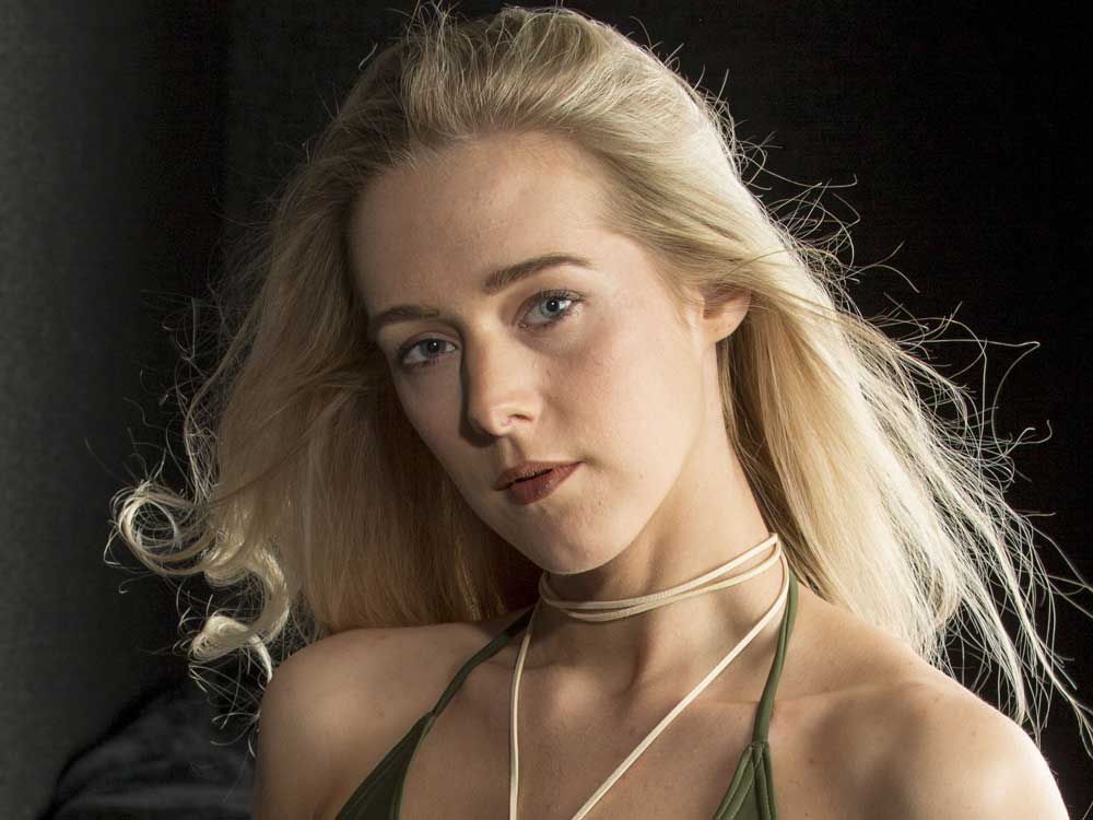 SUNshine Girl Grace | Toronto Sun