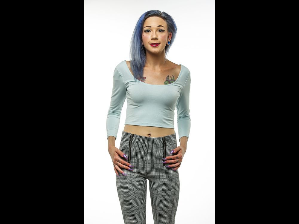 SUNshine Girl Emily | Toronto Sun