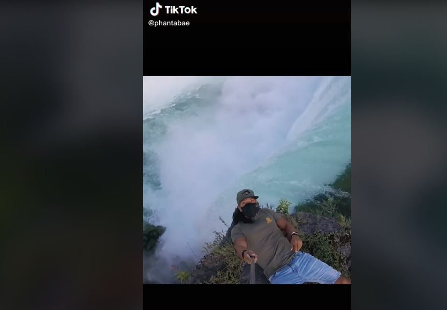 Mayor of Niagara Falls ticked off over TikTok stunt | Toronto Sun