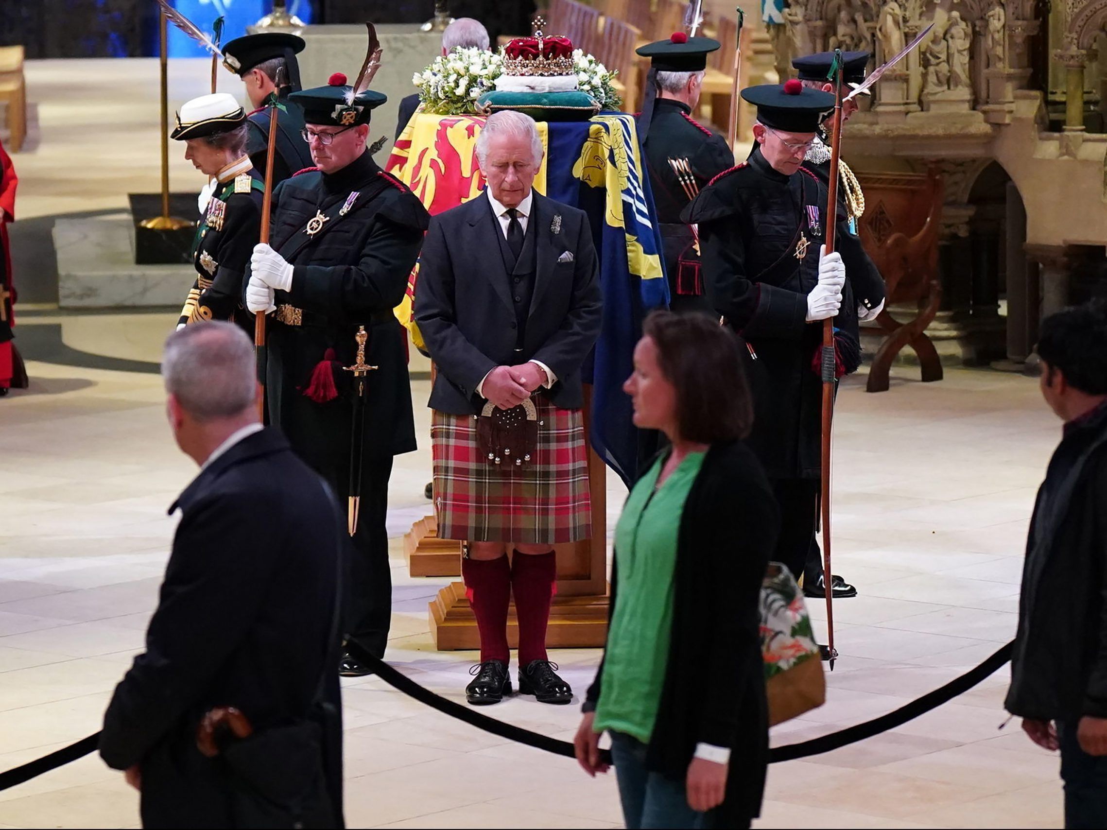 HOW TO SAY GOODBYE TO THE QUEEN: A timeline of events until the monarch ...