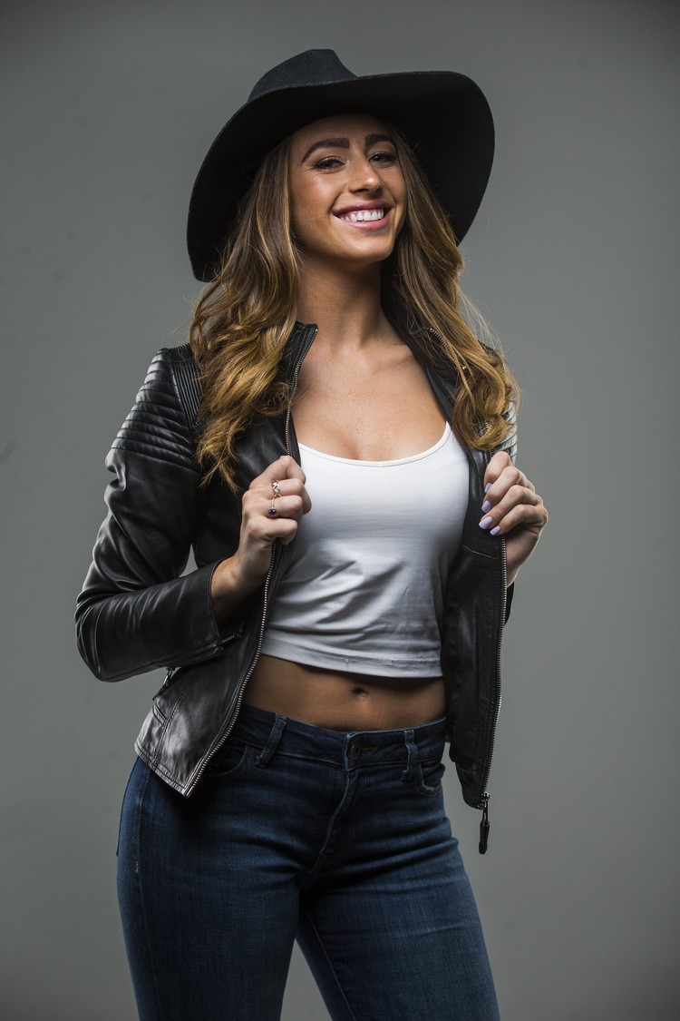 SUNshine Girl Danielle | Toronto Sun