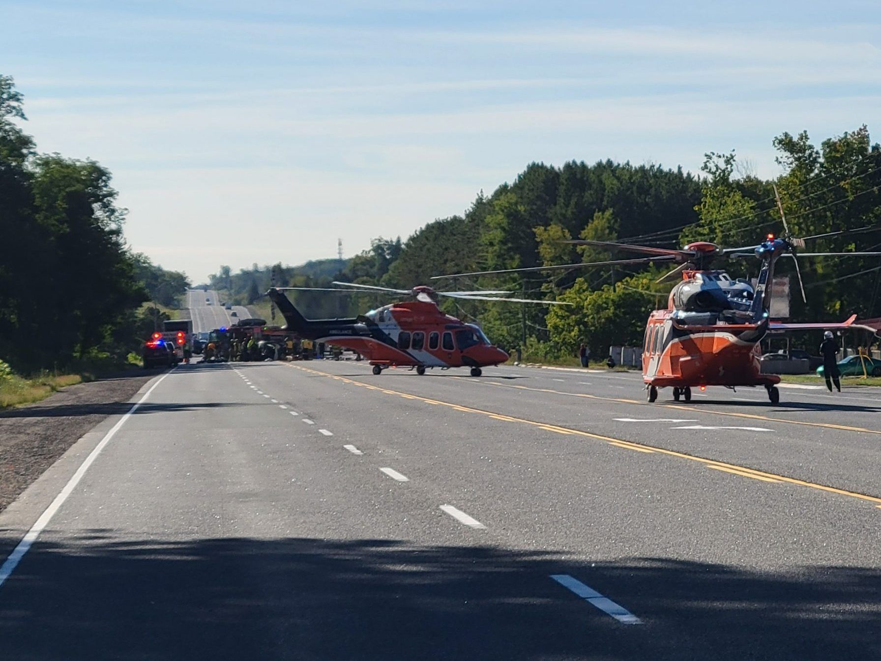 One dead, one hospitalized after three-car crash in Caledon: Police ...