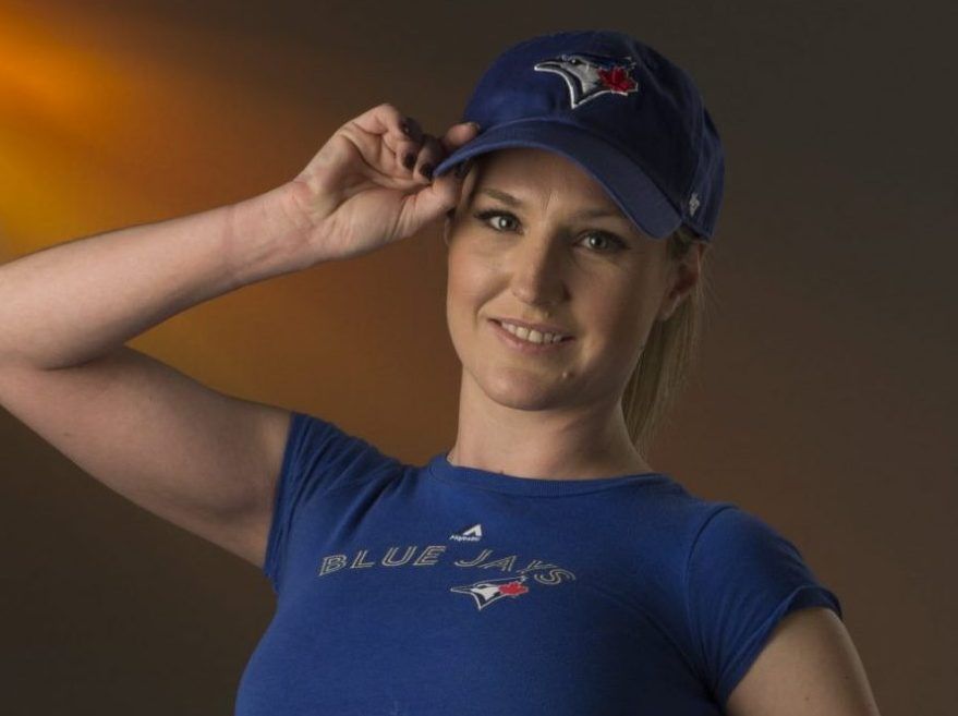 SUNshine Girl Sarah | Toronto Sun