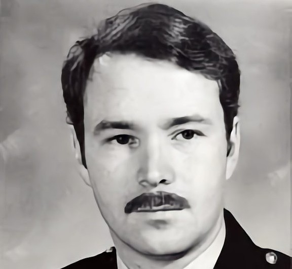 TEARS OF BLUE: Toronto cops murdered in line of duty since 1970 ...