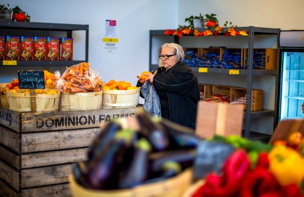 Food bank client says grocery prices squeezing them out | Toronto Sun