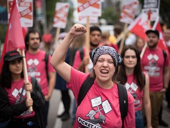 Thousands mark Labour Day for first time since COVID sidelined parade ...