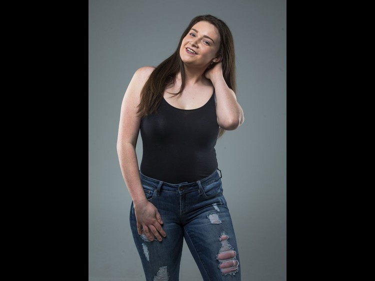 SUNshine Girl Courtney | Toronto Sun