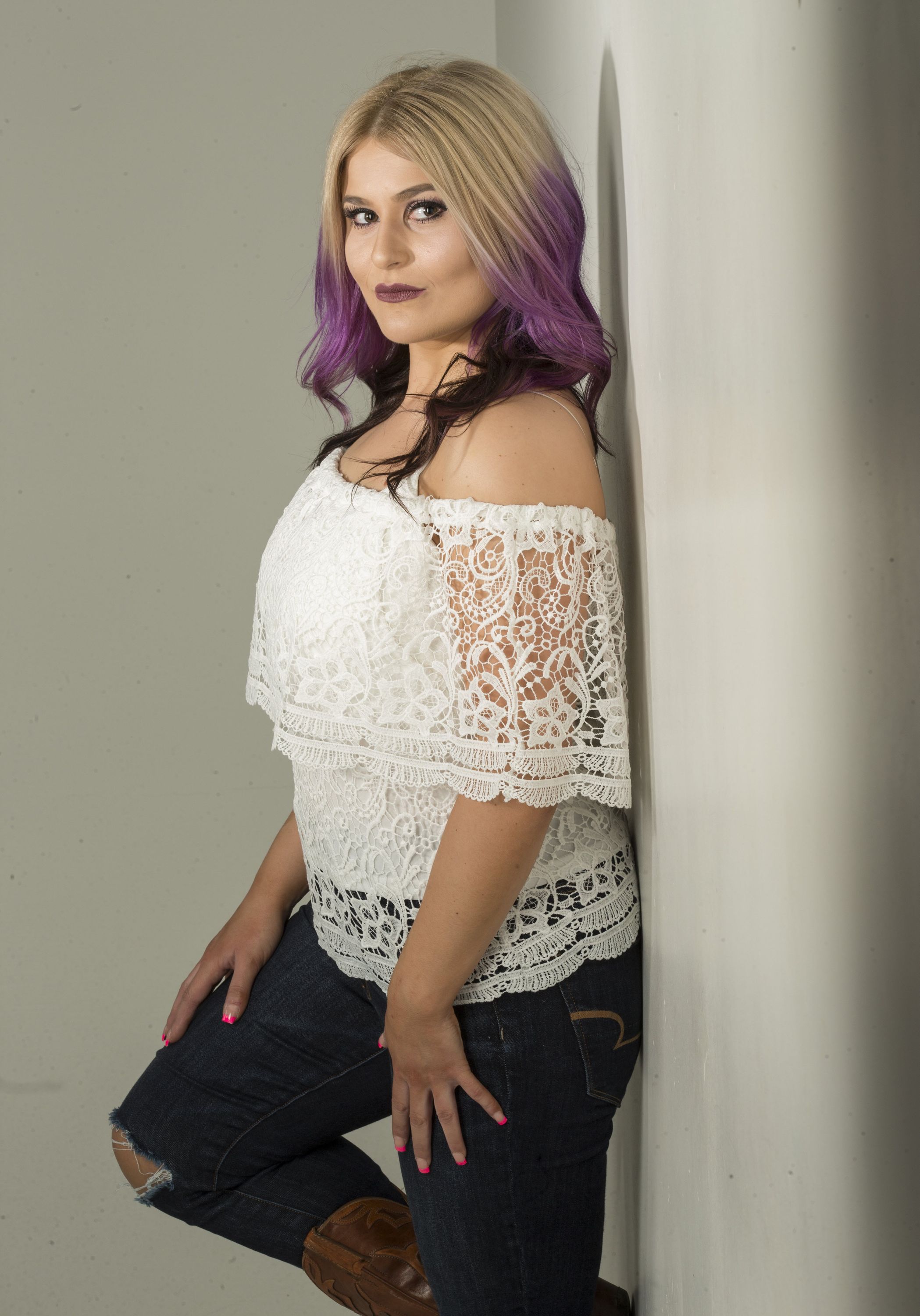 SUNshine Girl Desiree | Toronto Sun