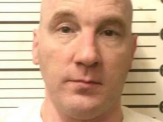 Death row inmate who cut off penis asks court to end restraints ...