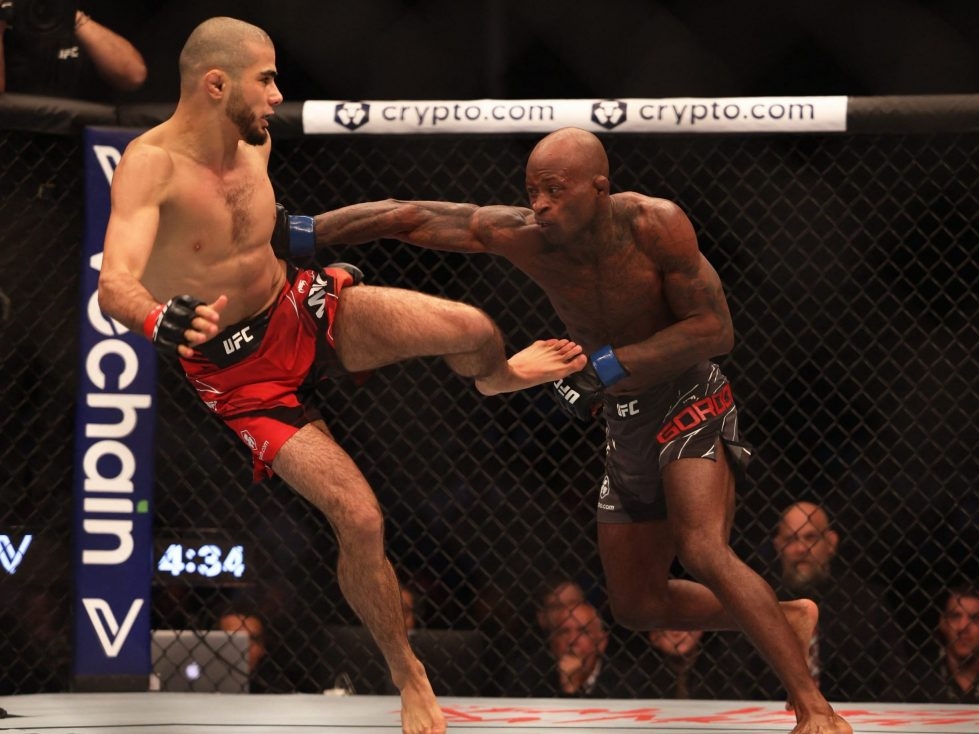 Canadian flyweight Malcom (X) Gordon loses via submission at UFC 280 ...