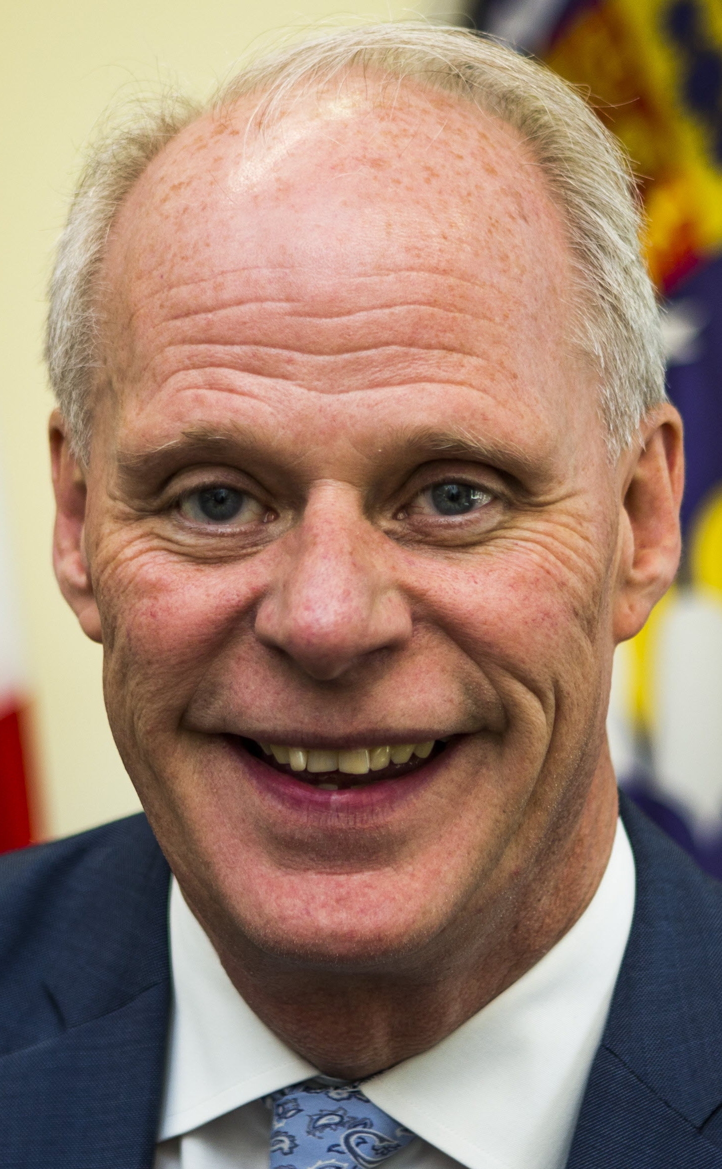 Dan Carter re-elected as mayor of Oshawa | Toronto Sun