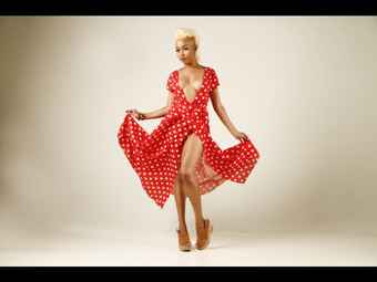 SUNshine Girl Isys Alexis | Toronto Sun