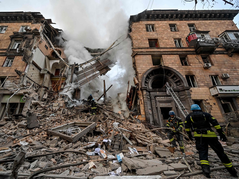 Russian rockets slam into Ukrainian city near nuclear plant | Toronto Sun