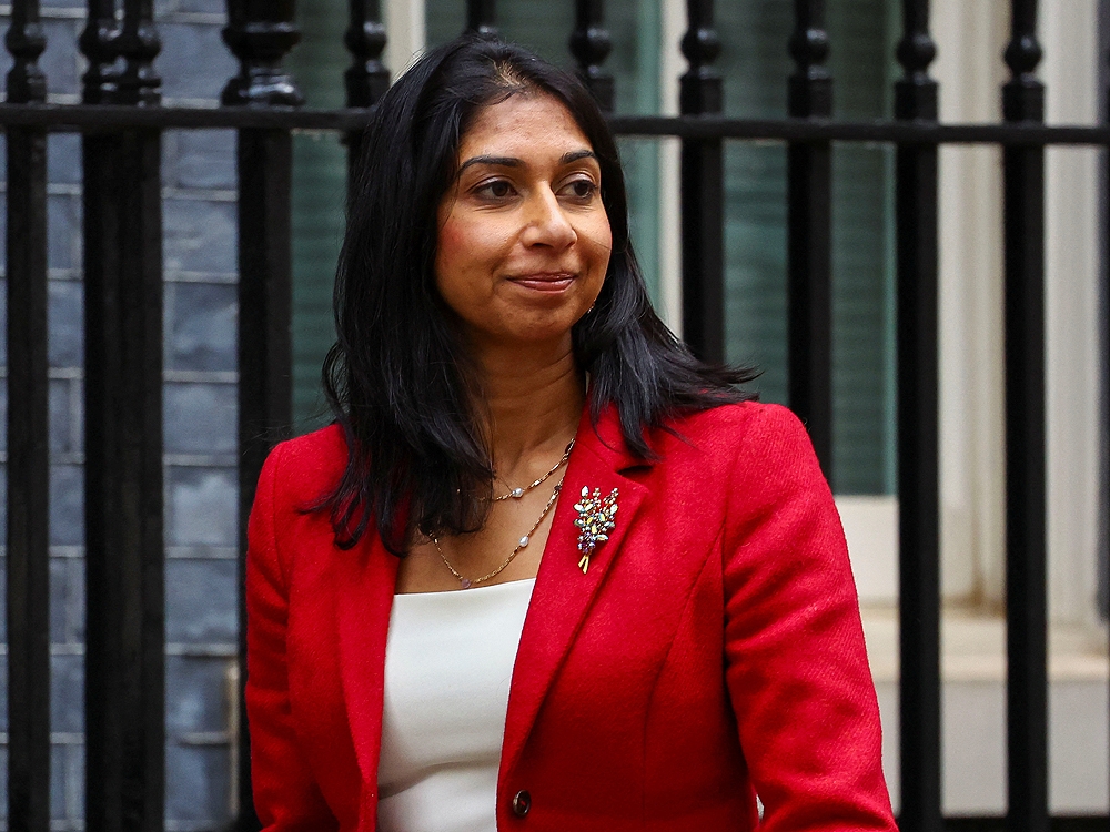 Uk Interior Minister Under Fire For Calling Migrants An Invasion