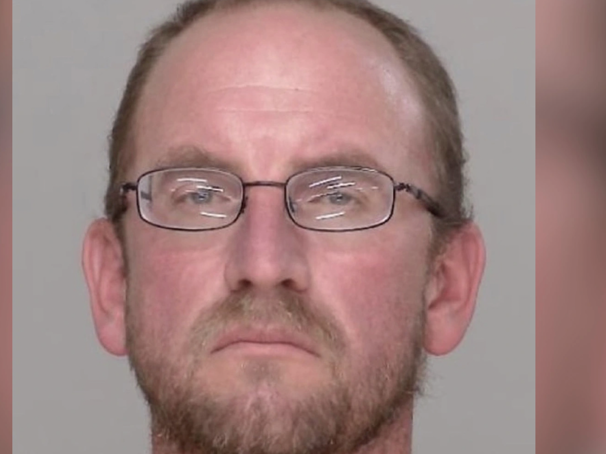 Man charged with killing daughter's boyfriend he suspected of abuse ...