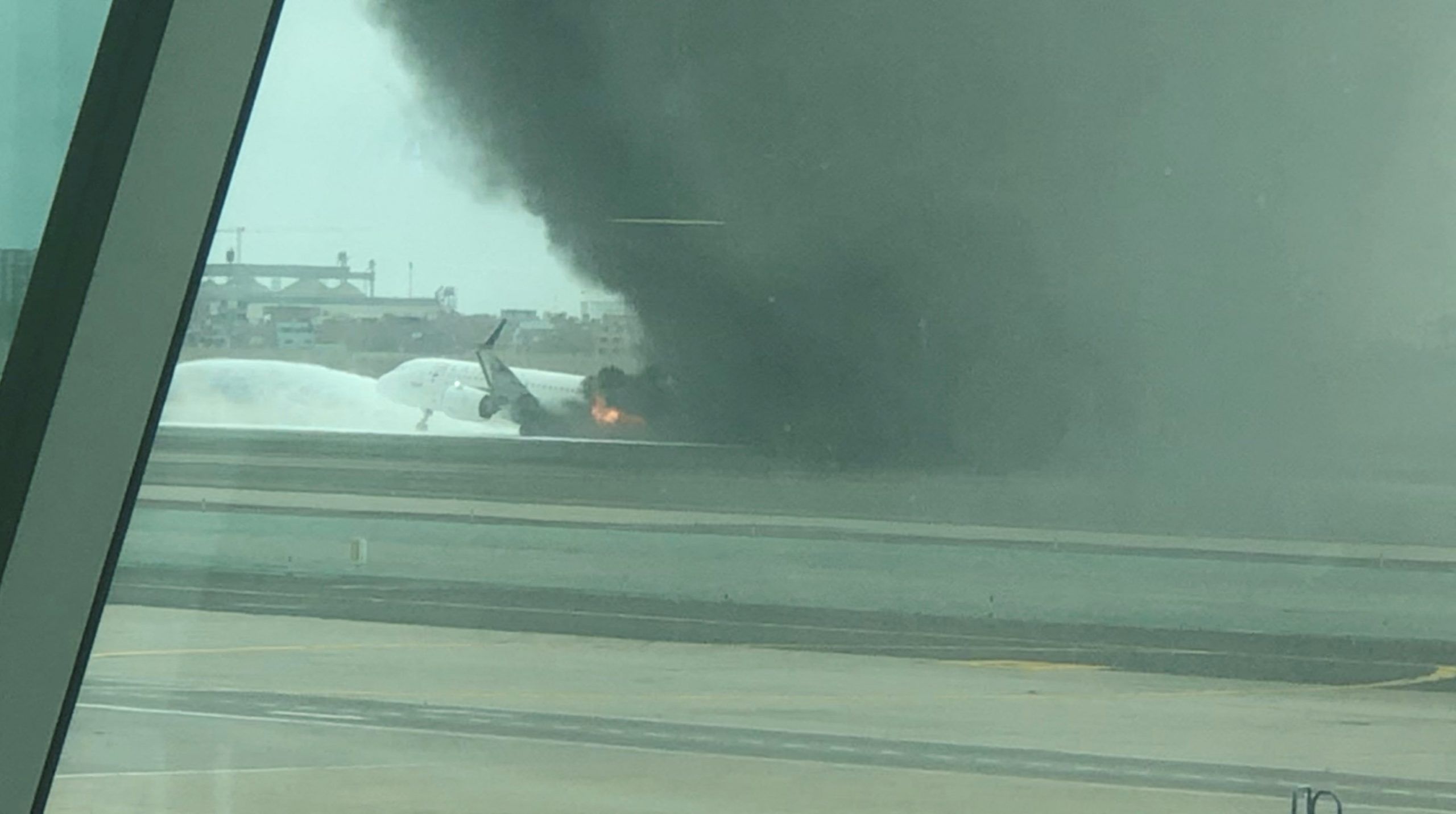 LATAM Airlines plane crashes into firetruck on runway in Peru | Toronto Sun