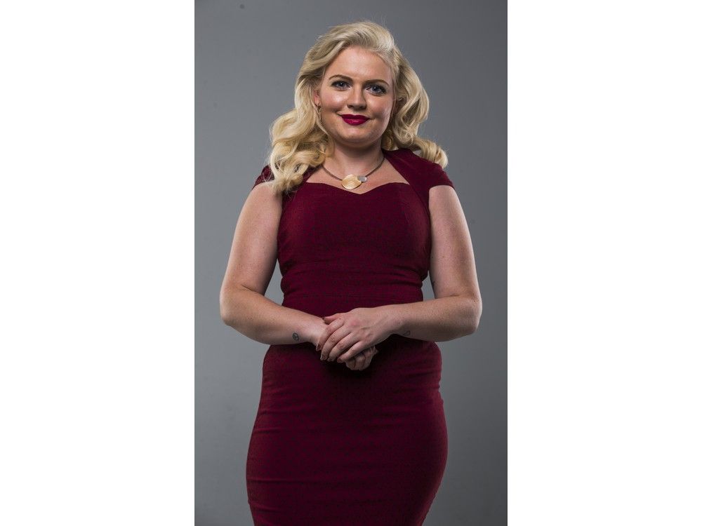 SUNshine Girl Sarah | Toronto Sun