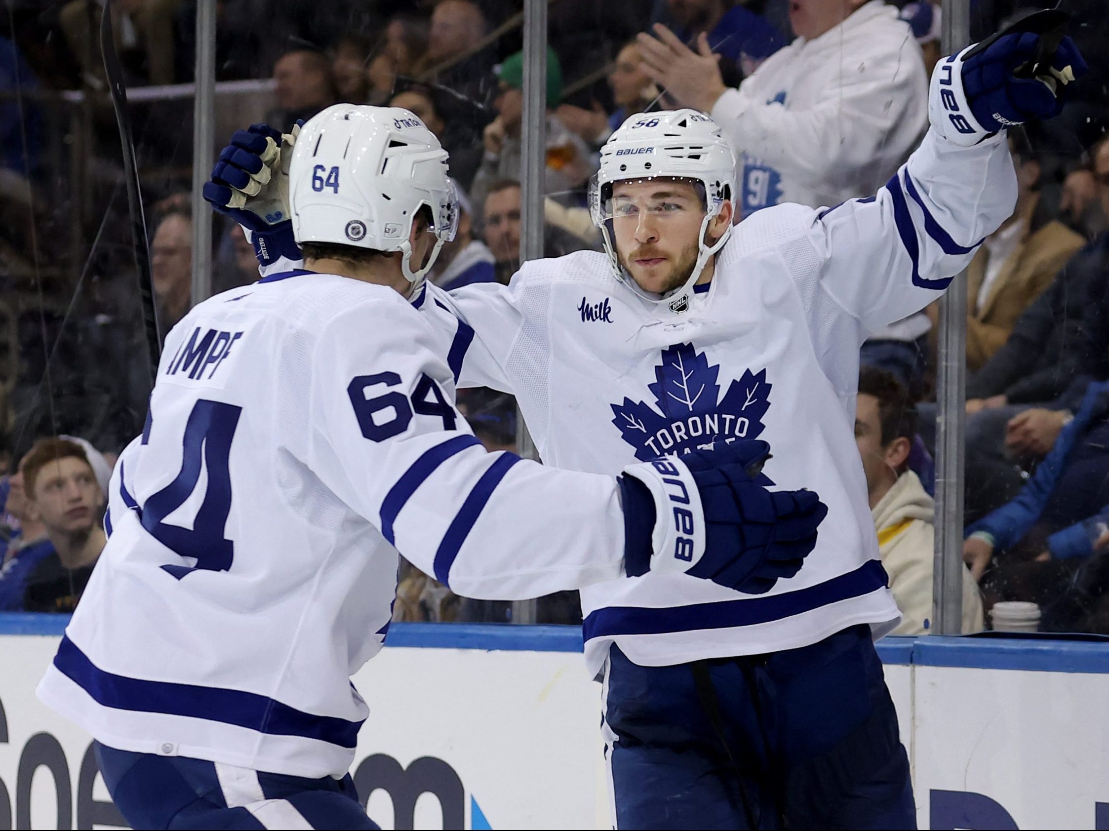 Bunting expected to be good to go after taking puck off face at Maple ...