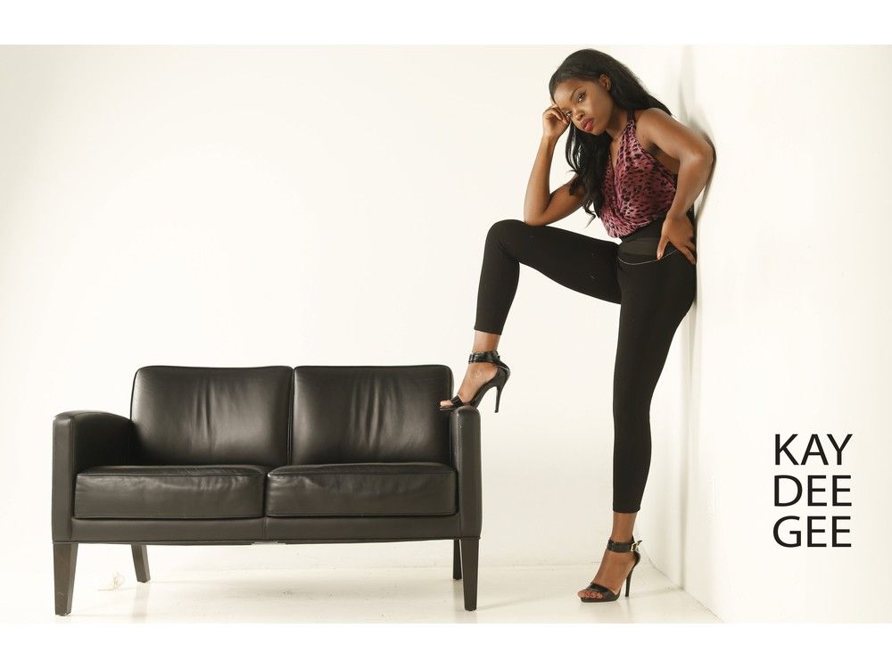 SUNshine Girl KayDee | Toronto Sun