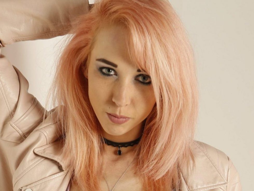 SUNshine Girl Lexi | Toronto Sun